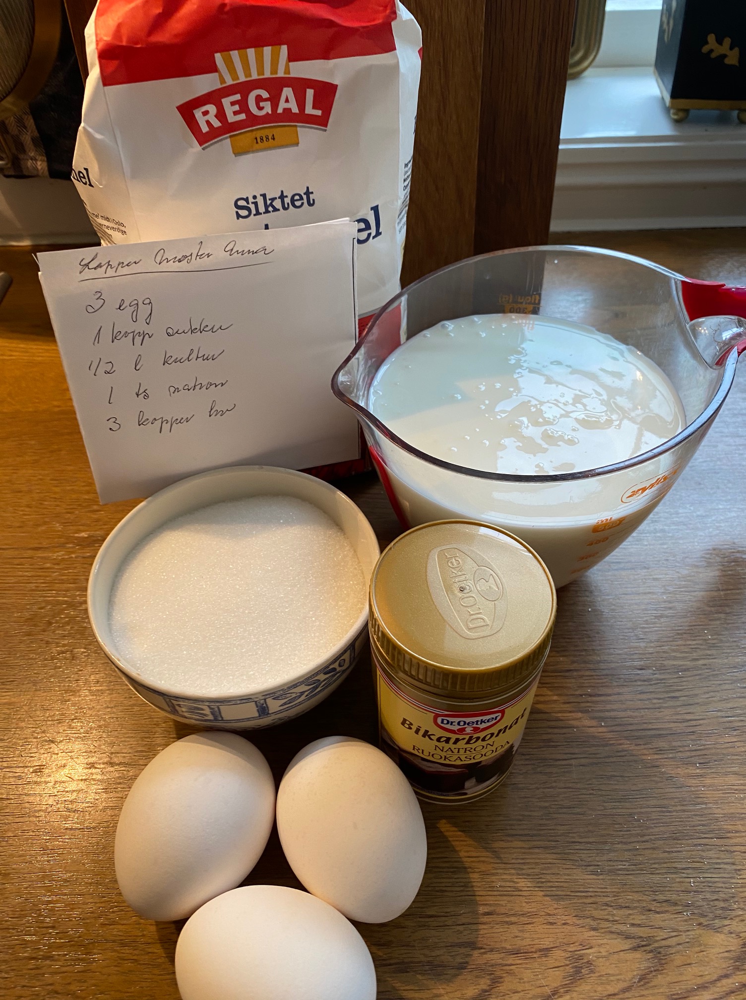 Moster Anna sine lapper. – HUSMORSKOLEN